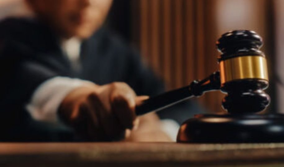 Texas Commissioner Refuses To Be Put In Place By Racist Judge - Medicrov